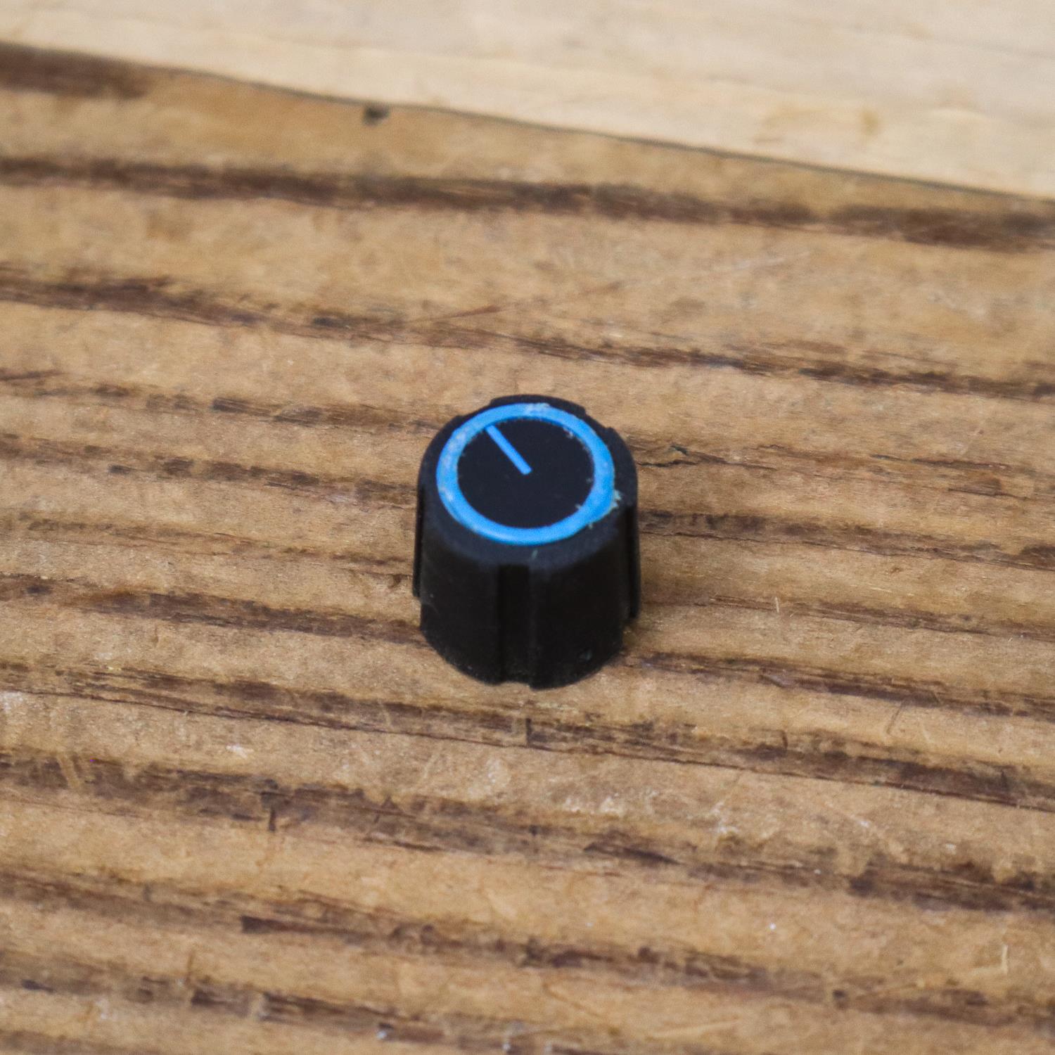 Shure FP33 Headphone Gain Control Inner Knob, Blue – Pixel Pro Audio
