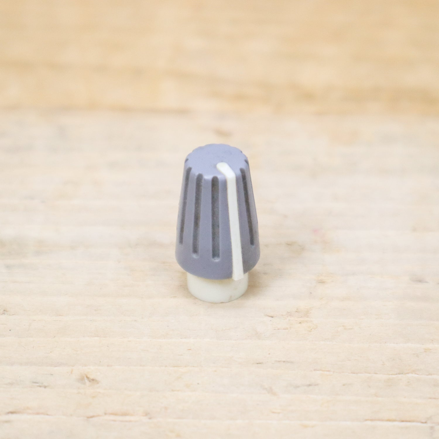 Tascam Portastudio 424 MK2 Pan Knob with White Line – Pixel Pro Audio
