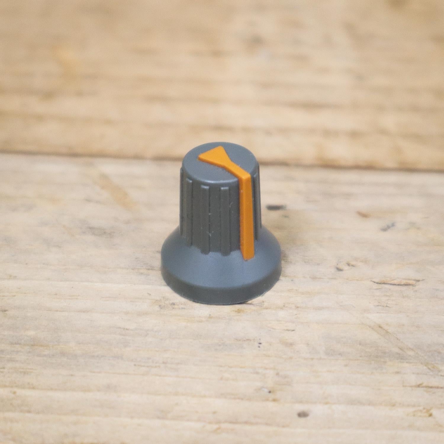 Fostex Model 812 Pan Knob Orange – Pixel Pro Audio
